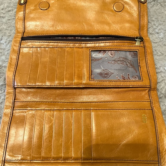 HOBO | Bags | Hobo Wallet | Poshmark